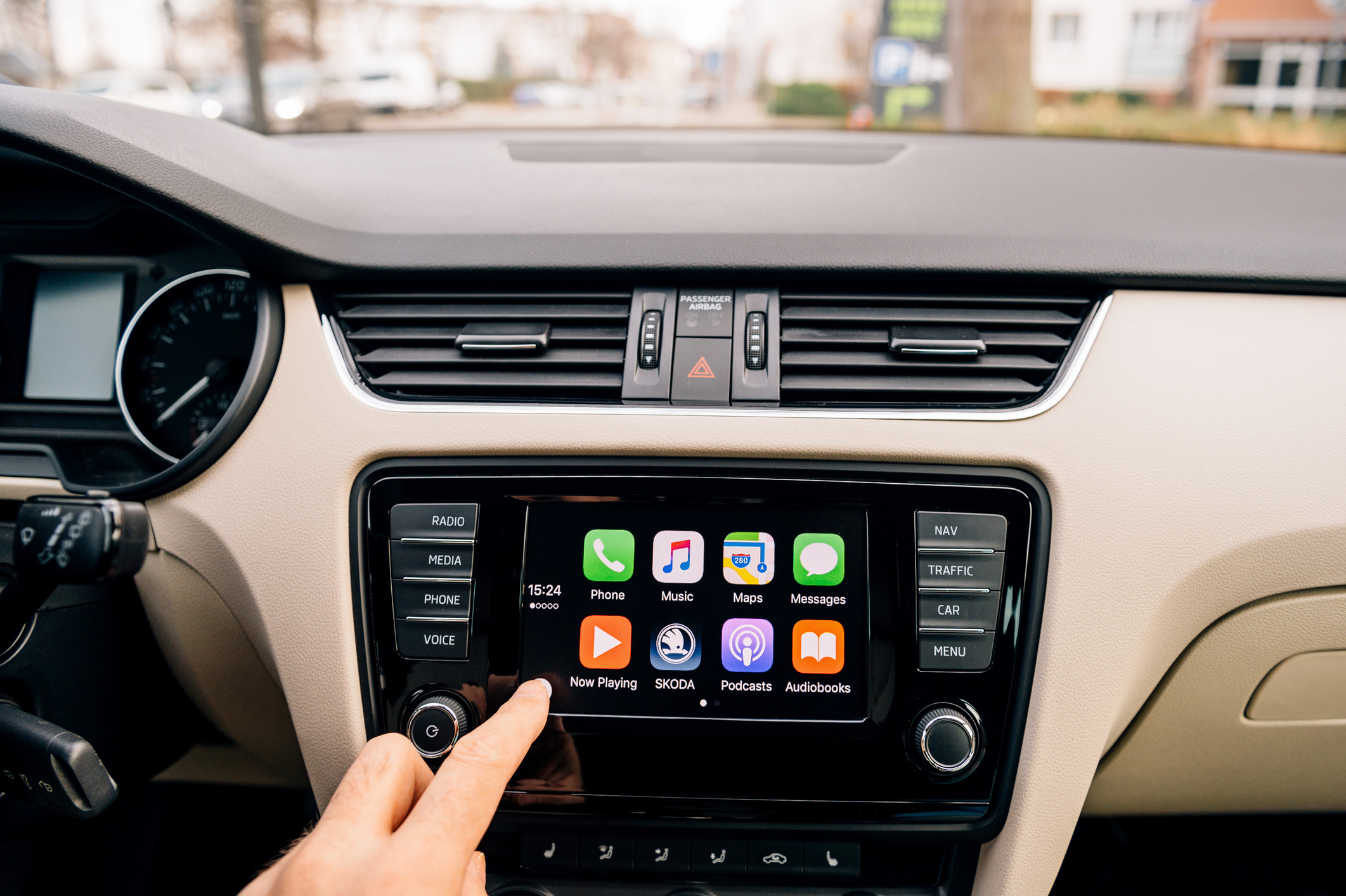Car Stereos – Apple Car Play & Android - Music n' Motion